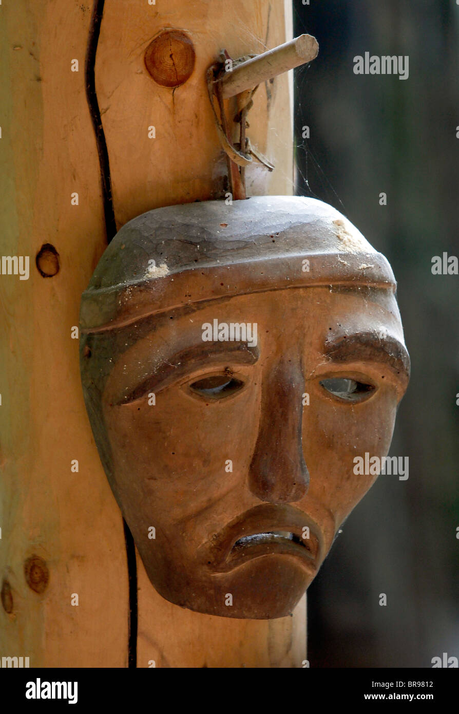 Native american mask cherokee hi-res stock photography and images - Alamy