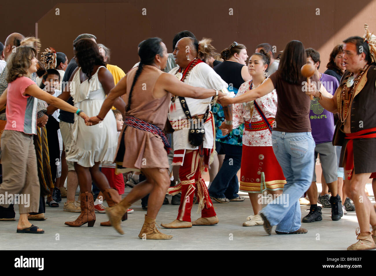 Cherokee pow wow hi-res stock photography and images - Alamy