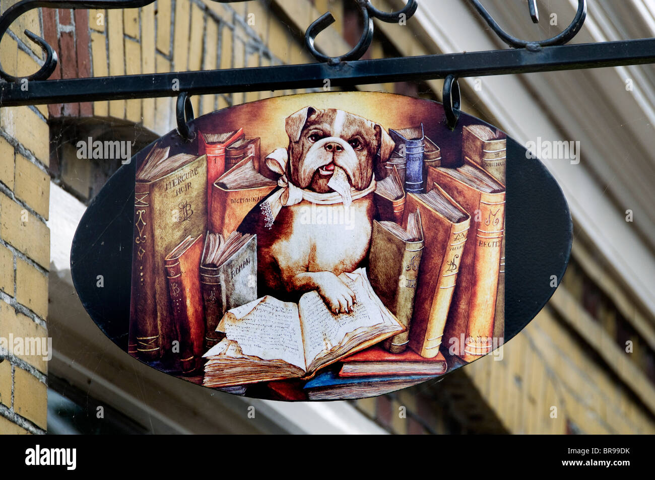 Review Newspaper High Resolution Stock Photography and Images - Alamy