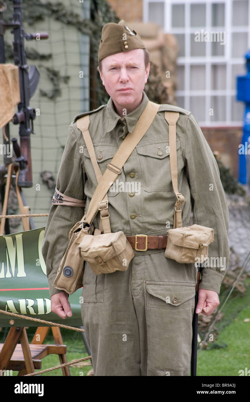 salute to the 1940's featuring reenactments of civilian life in the ...