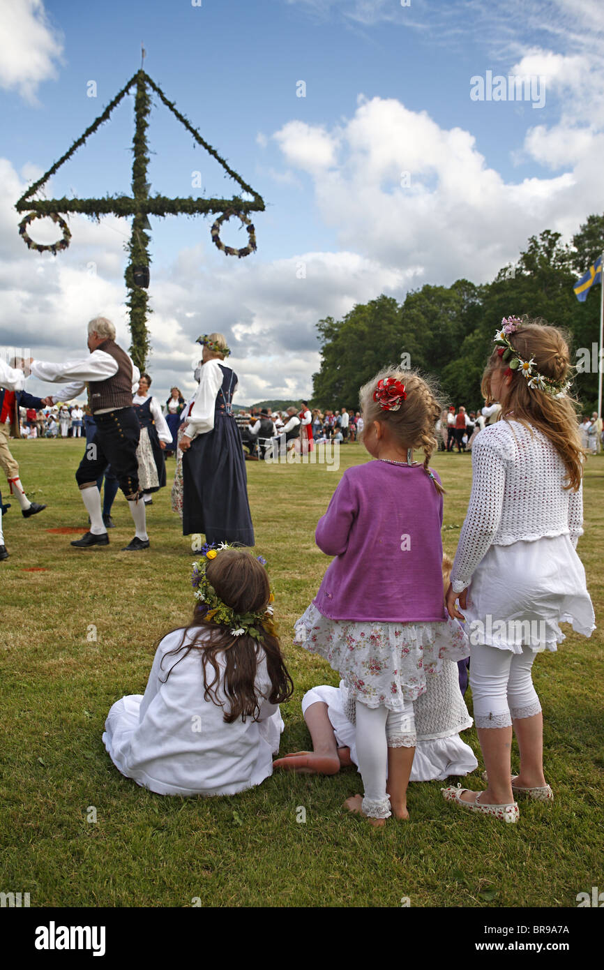 Midsummer celebrations traditional swedish holiday hi-res stock ...