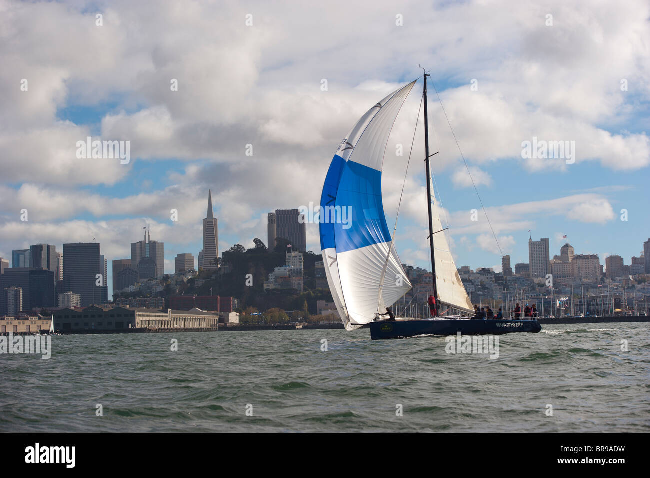 Highest score wins hi-res stock photography and images - Alamy