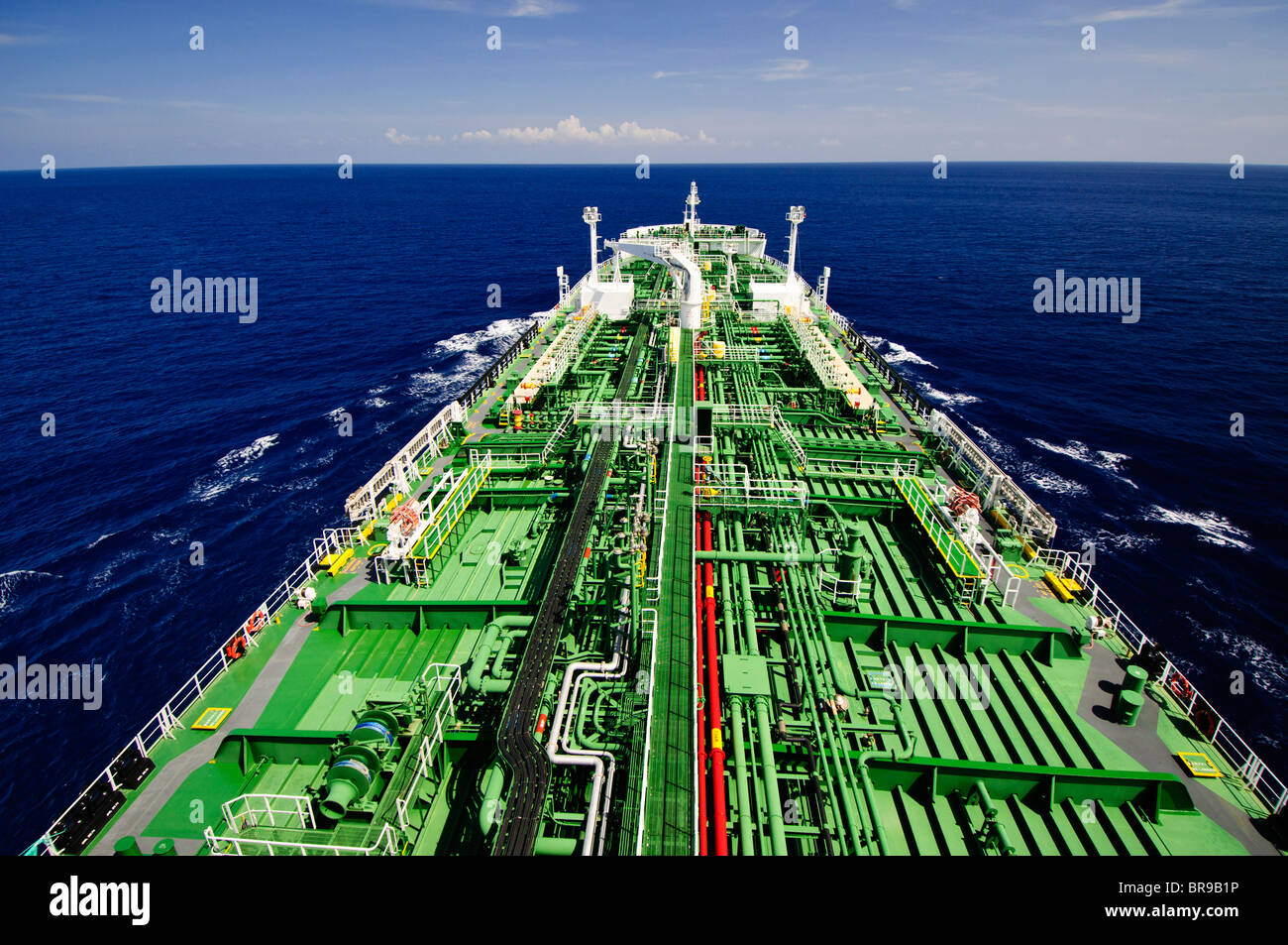 Petroleum tanker hi-res stock photography and images - Alamy