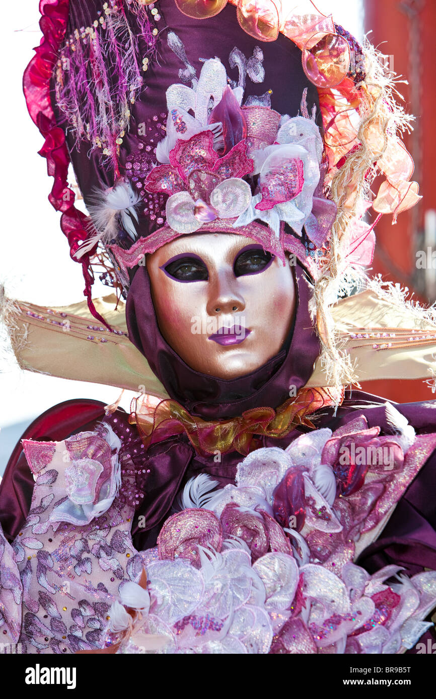 Venice Carnival costume Stock Photo - Alamy