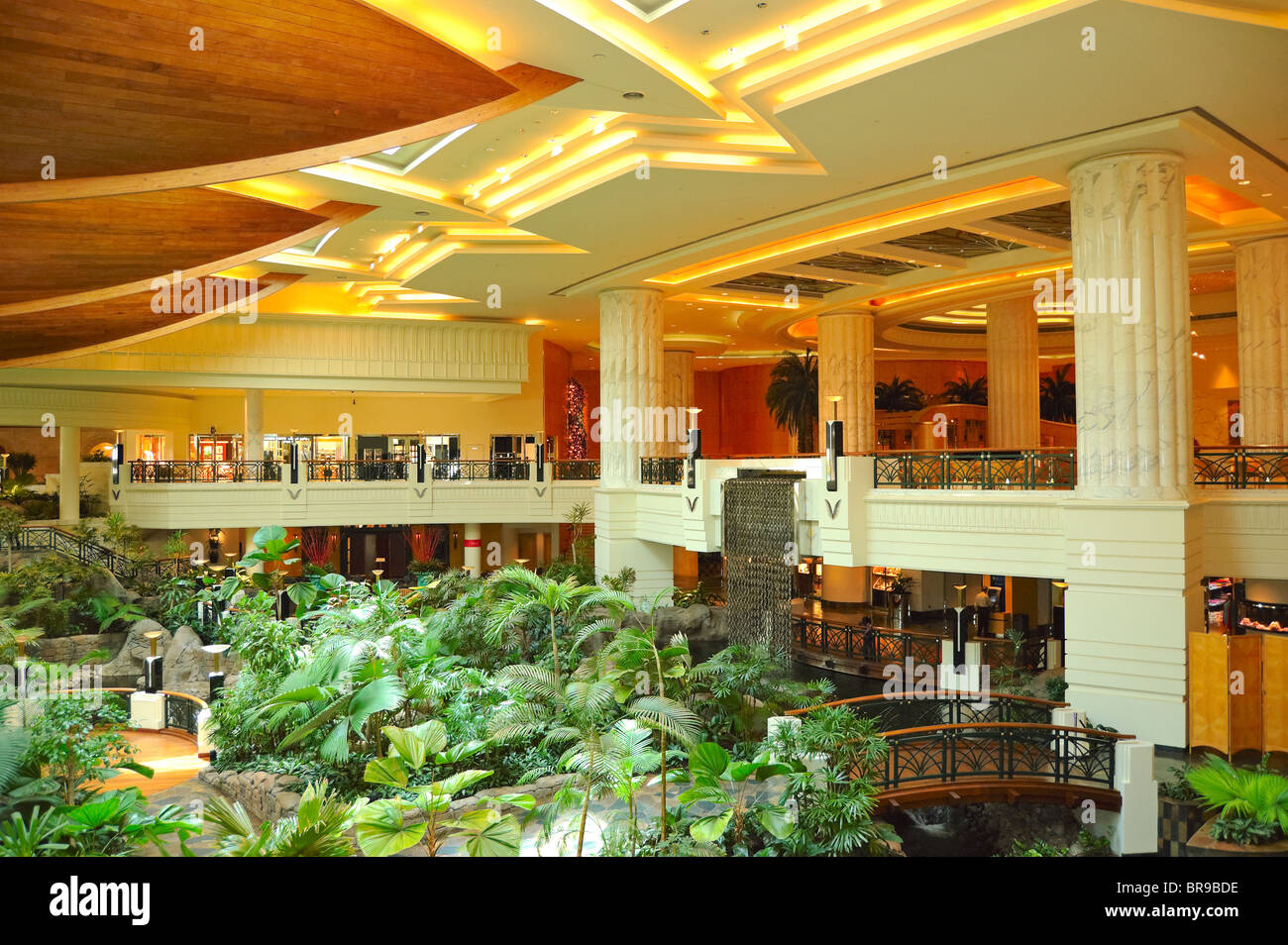 Reception lobby area in luxury hotel, Dubai, UAE Stock Photo - Alamy