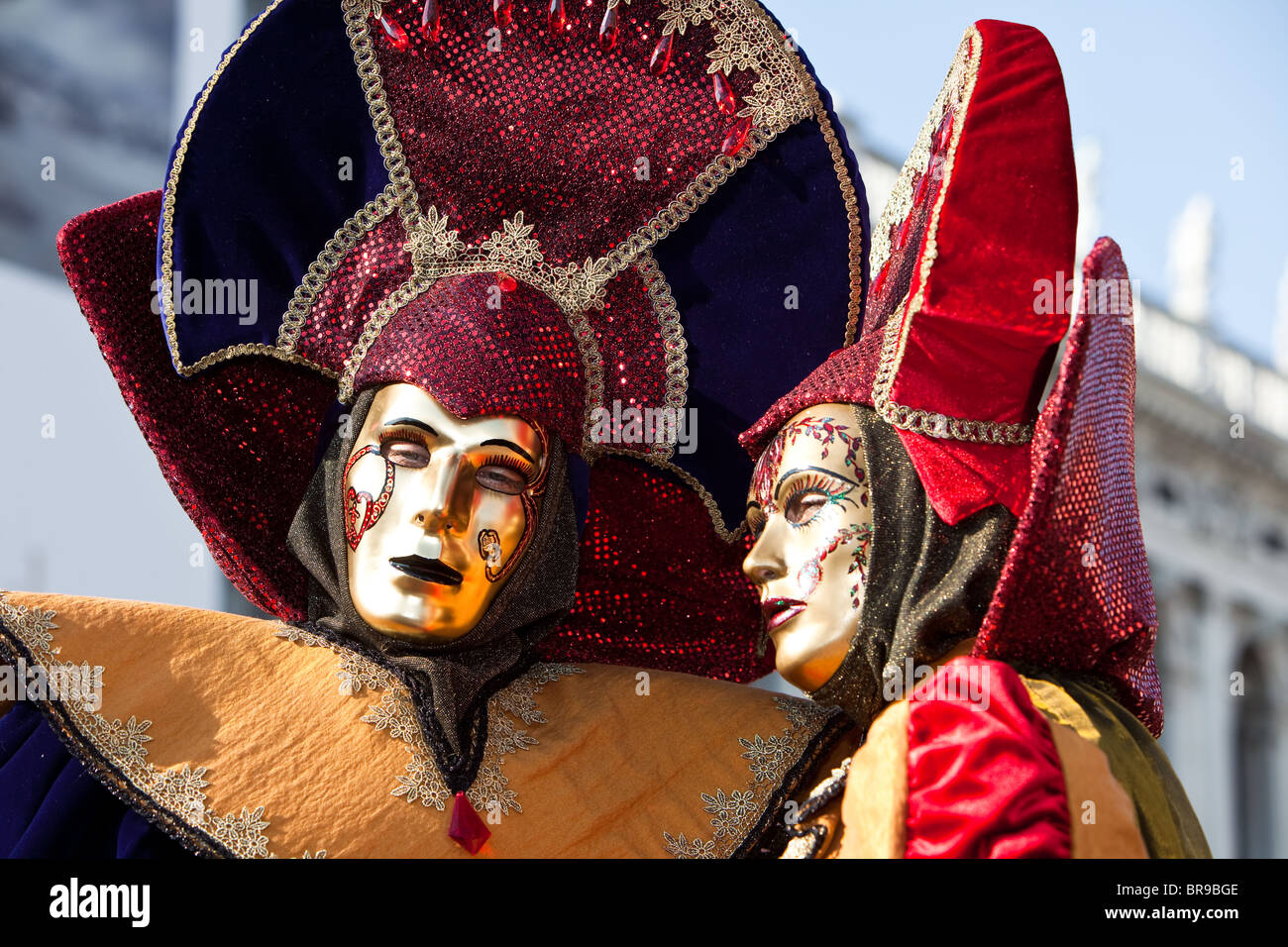 Venice carnival costume hi-res stock photography and images - Alamy