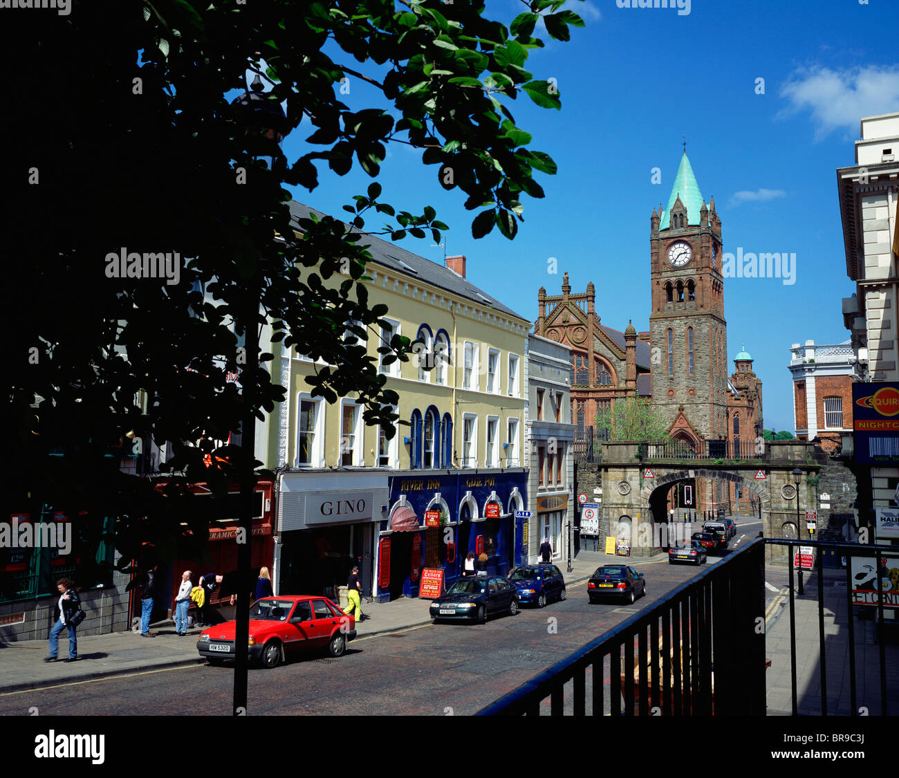 County londonderry village hi-res stock photography and images - Alamy