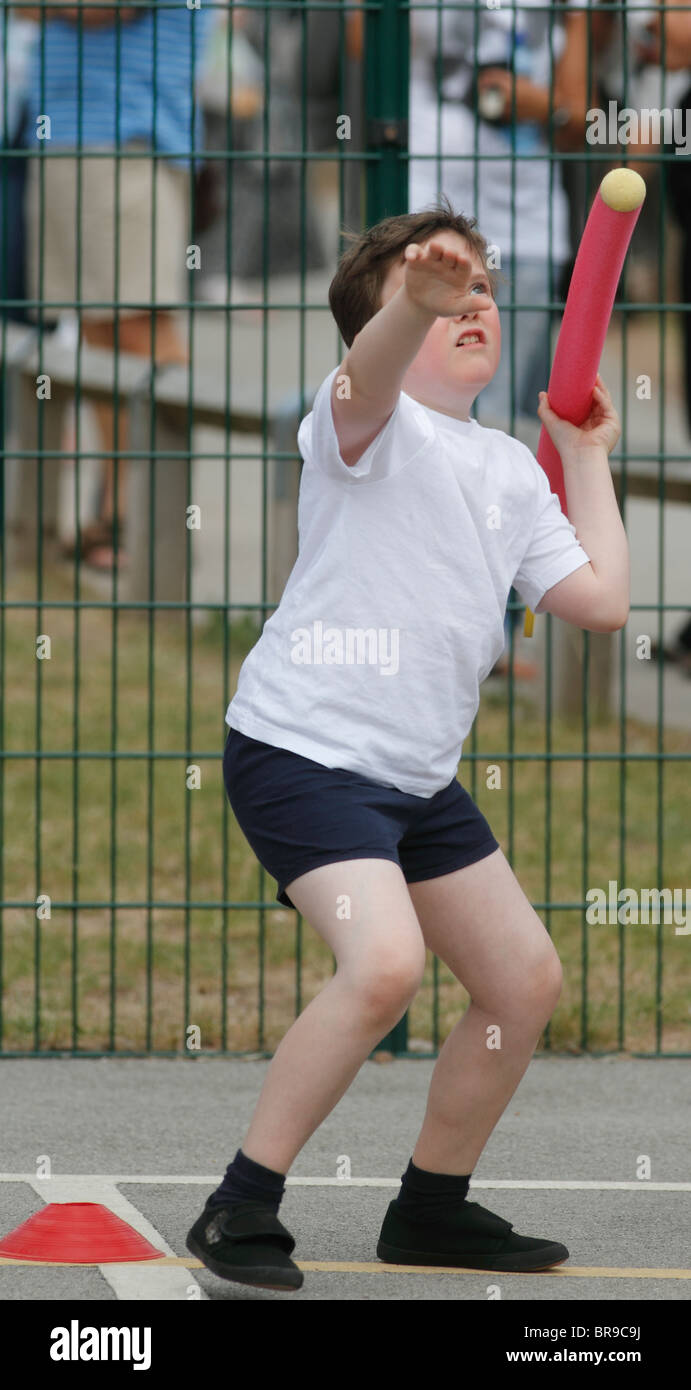 School Sport Day - throwing the javelin Stock Photo - Alamy