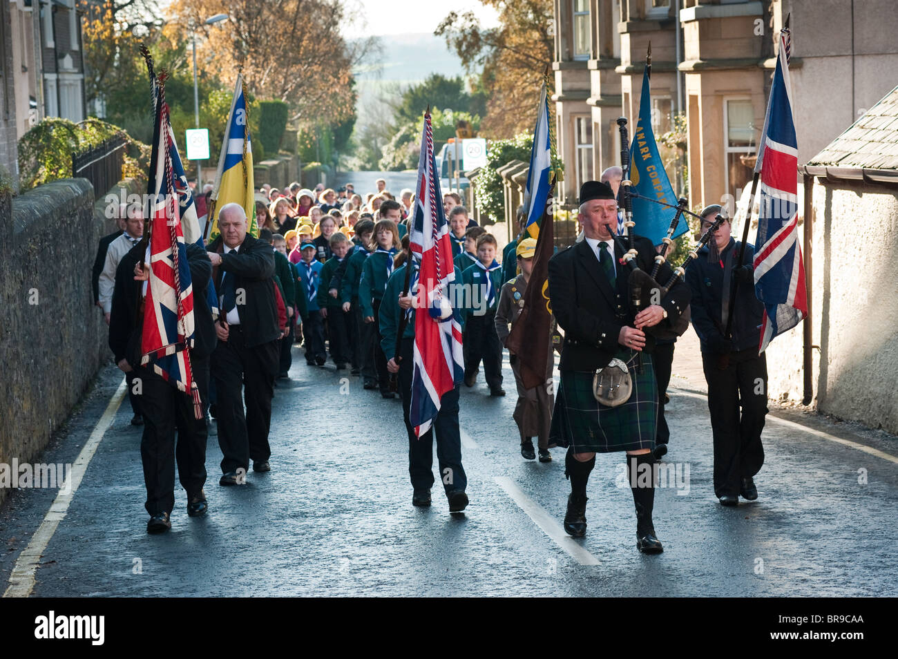 Remembrance parade hi-res stock photography and images - Alamy