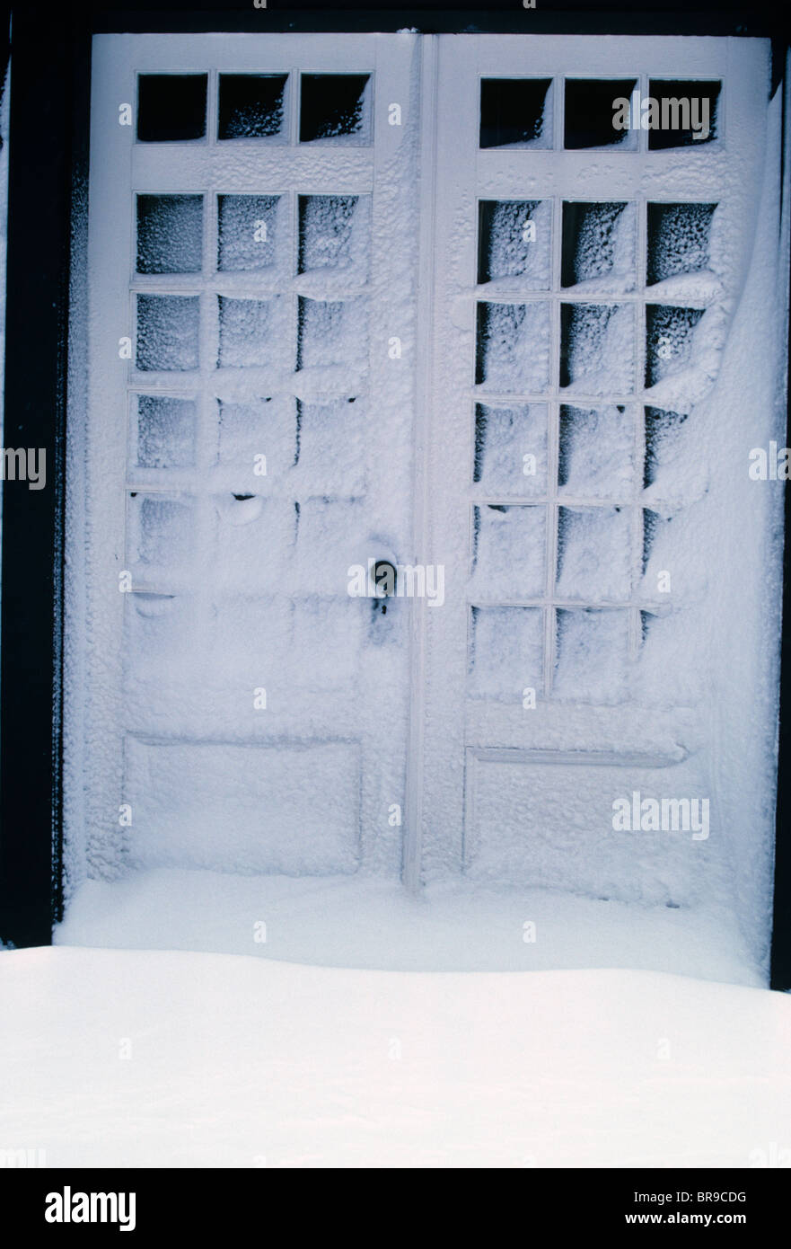 Windowed door hi-res stock photography and images - Alamy