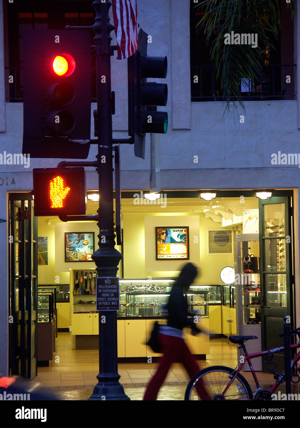 A traffic light and shop front Stock Photo - Alamy
