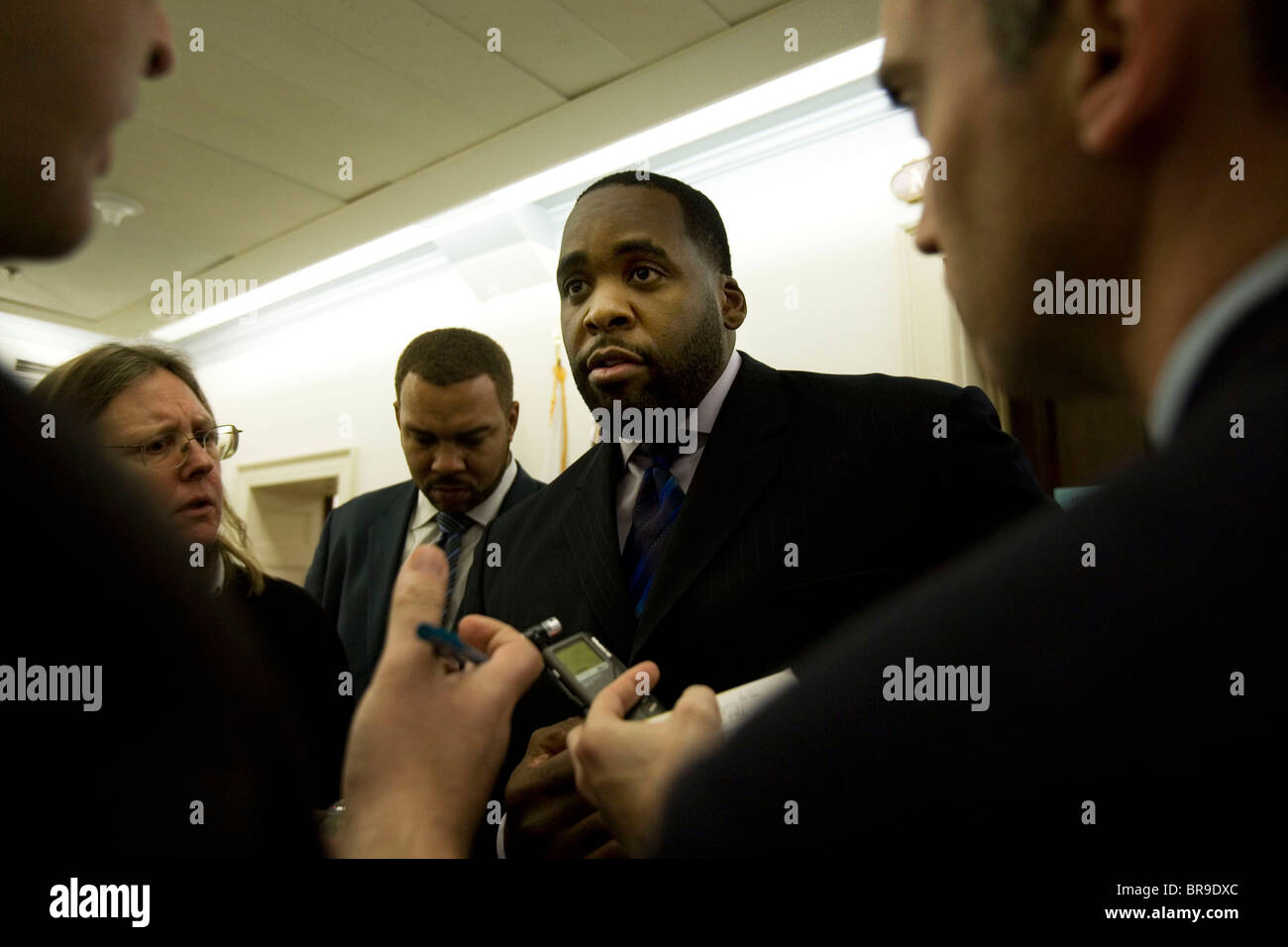 Mayor Kwame Kilpatrick questioned by reporters in Washington D.C Stock ...