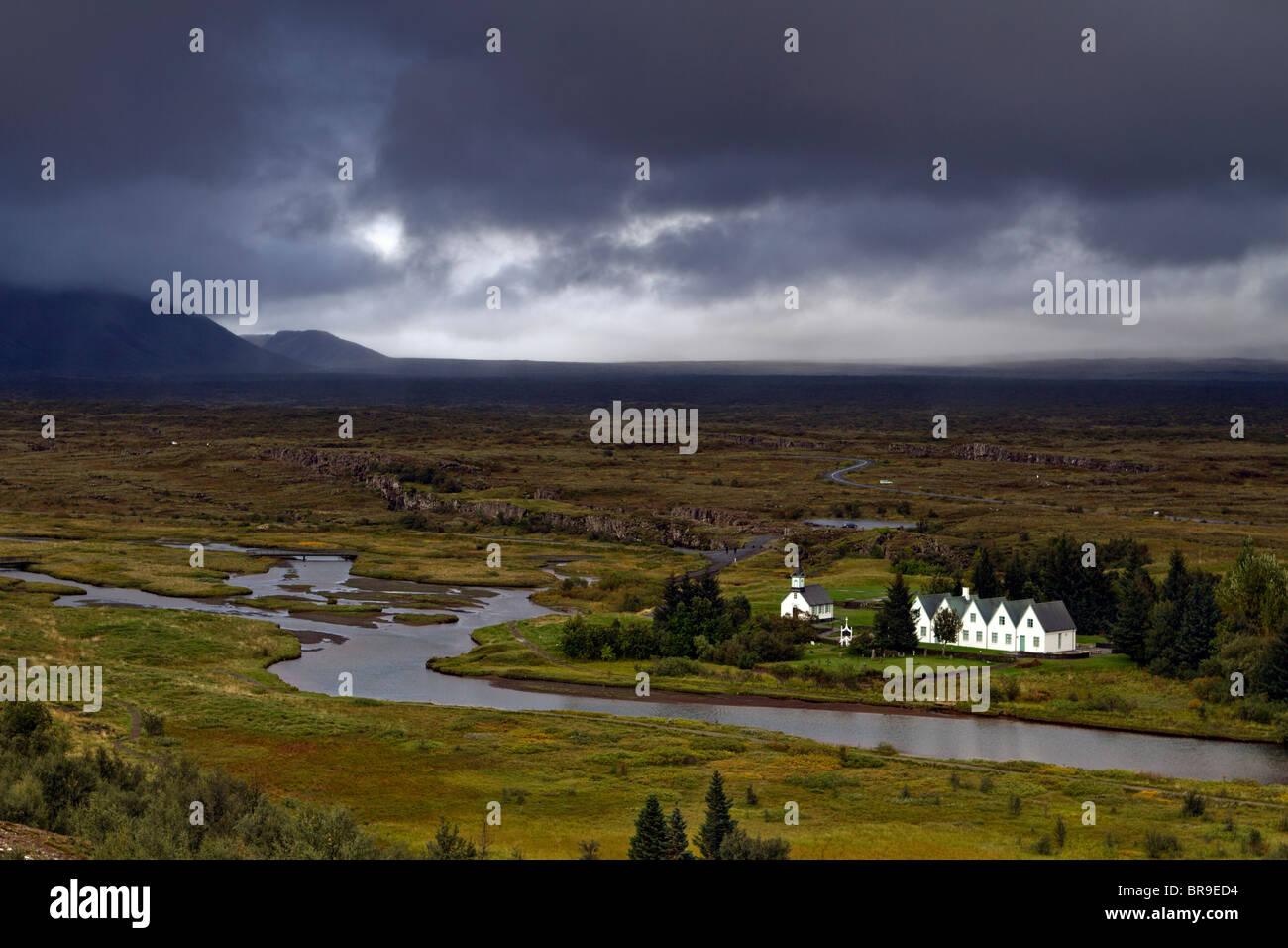 Iceland's rift valley (Þingvellir), where the continents of America and ...