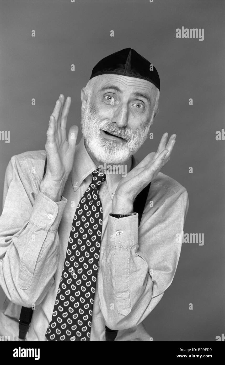 Jewish man wearing skullcap hi-res stock photography and images - Alamy