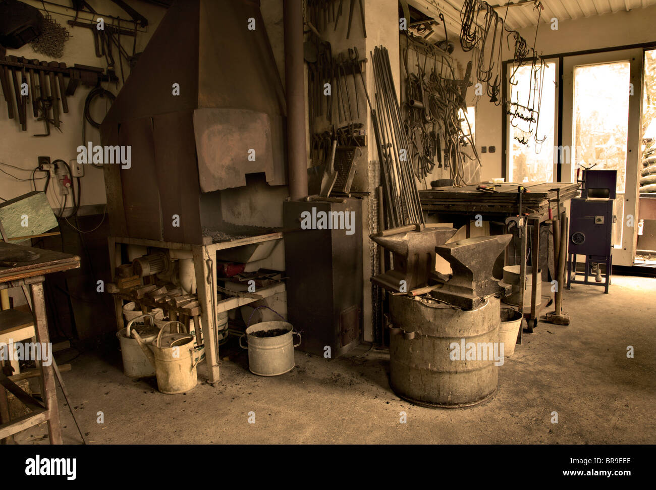 Smithy hi-res stock photography and images - Alamy
