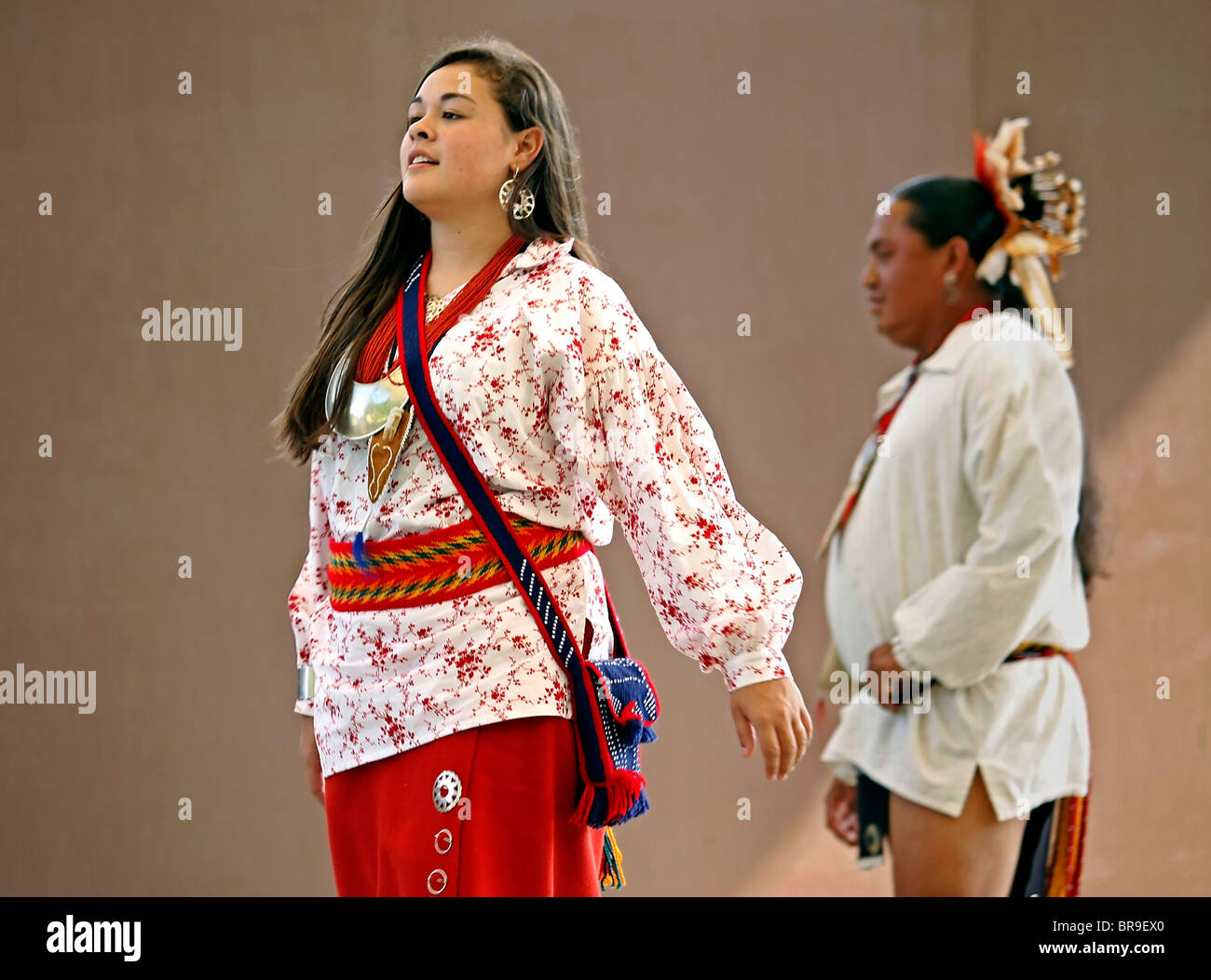 Cherokee woman hi-res stock photography and images - Alamy