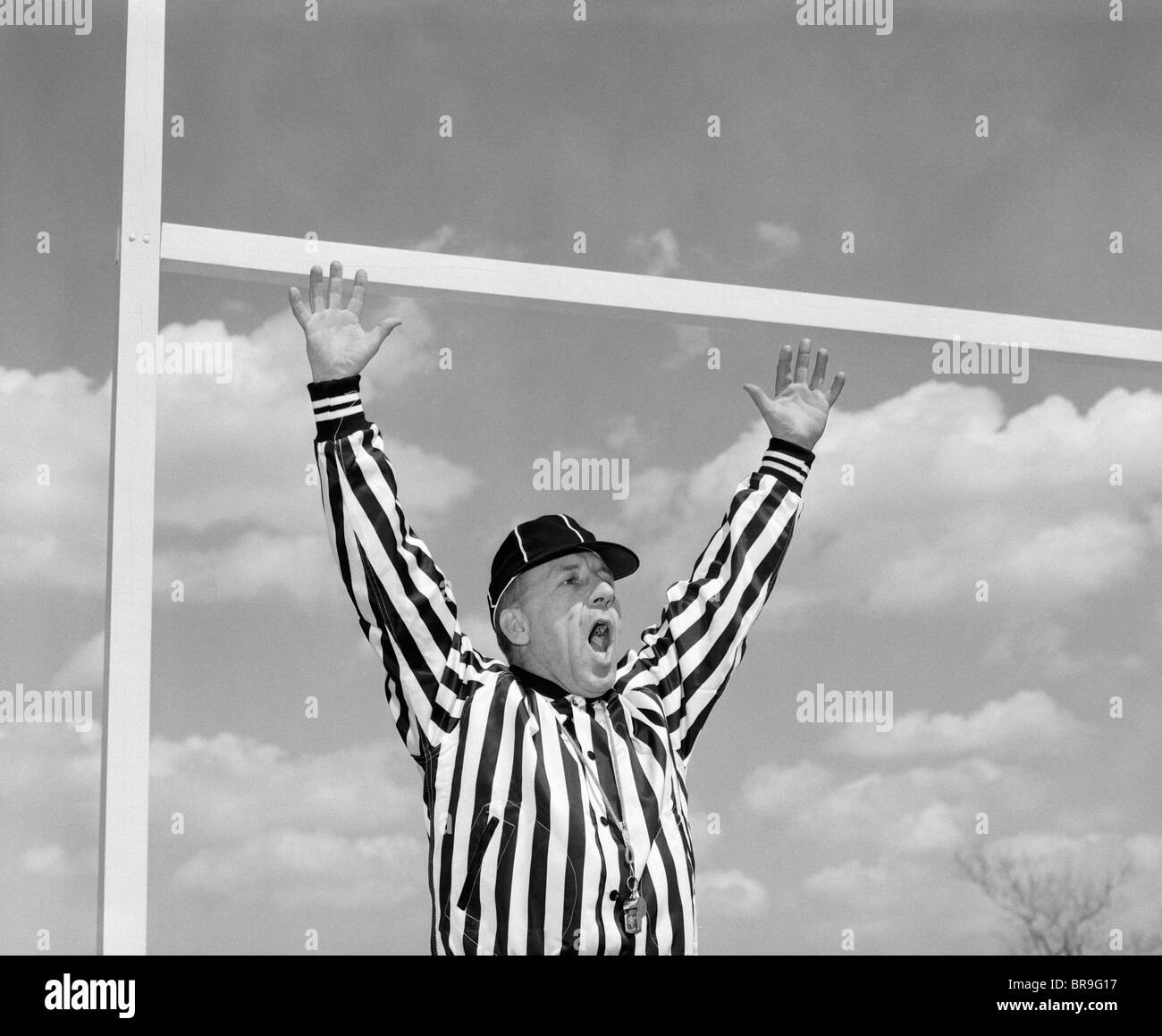 Touchdown referee Black and White Stock Photos & Images - Alamy