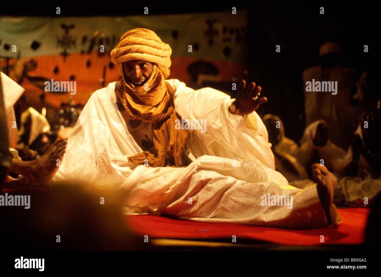 Festival au Desert music festival in Essakane Mali Stock Photo - Alamy