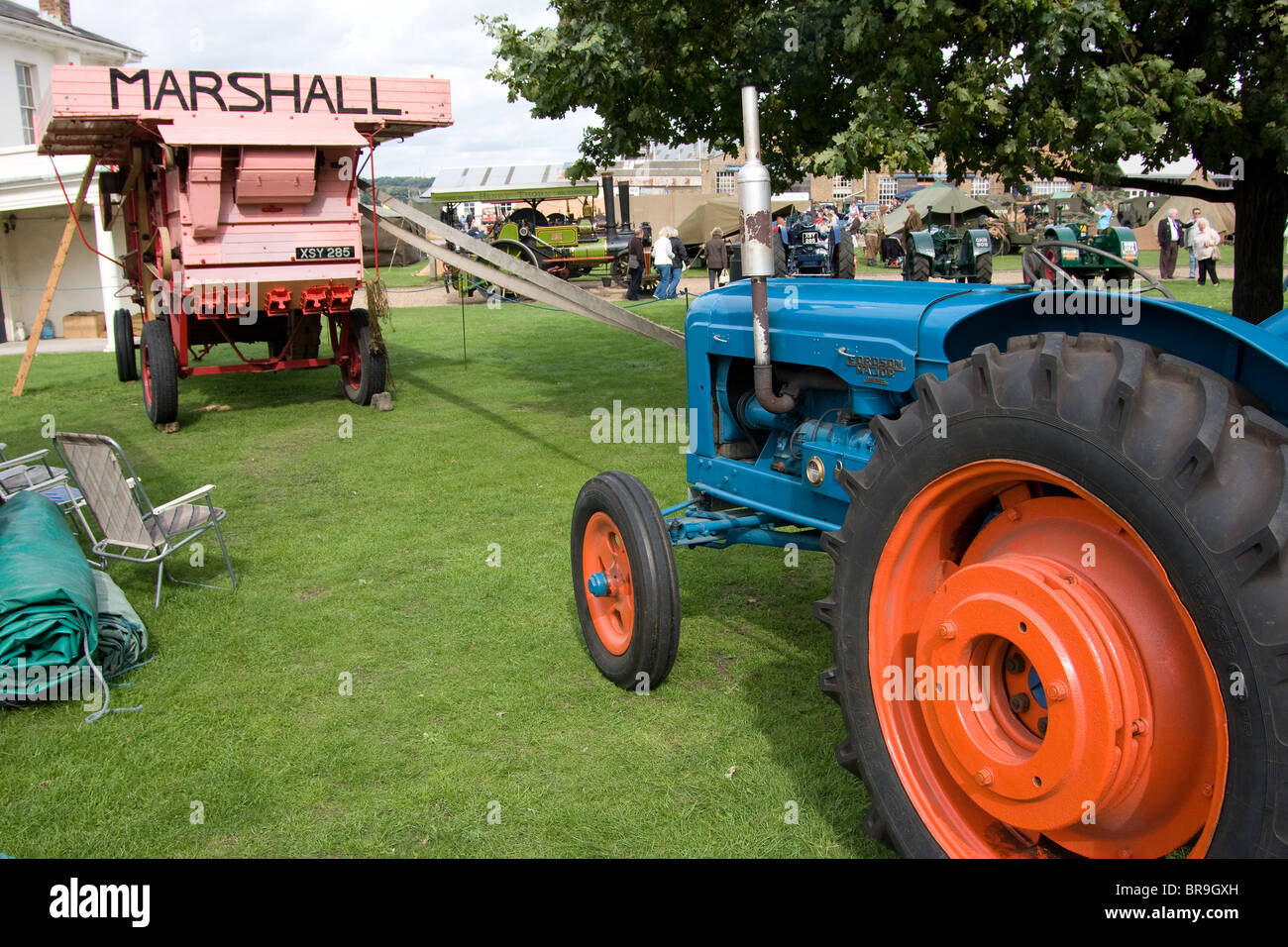 1940s tractor hi-res stock photography and images - Alamy