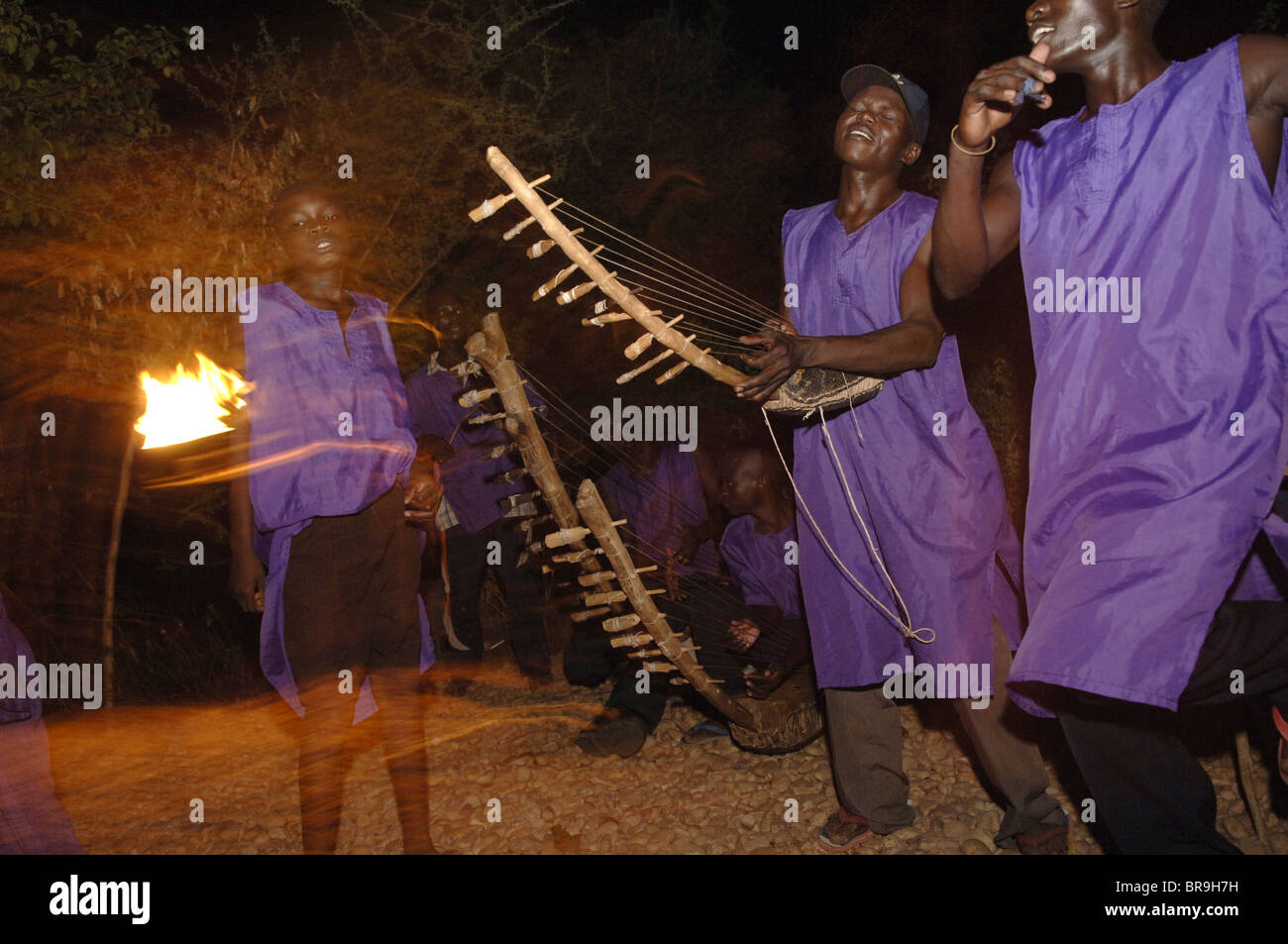 Three dancers perform traditional music Stock Photo - Alamy