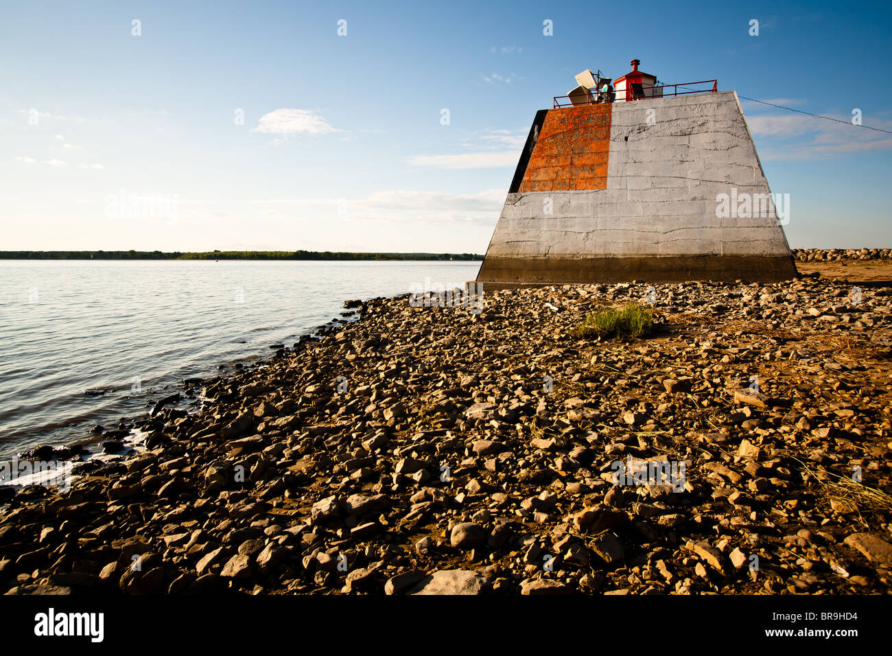 Lighthouse pyramid rocks hi-res stock photography and images - Alamy