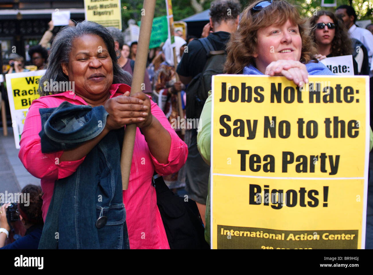 Protester in favor of freedom of religion and the opening of the ...