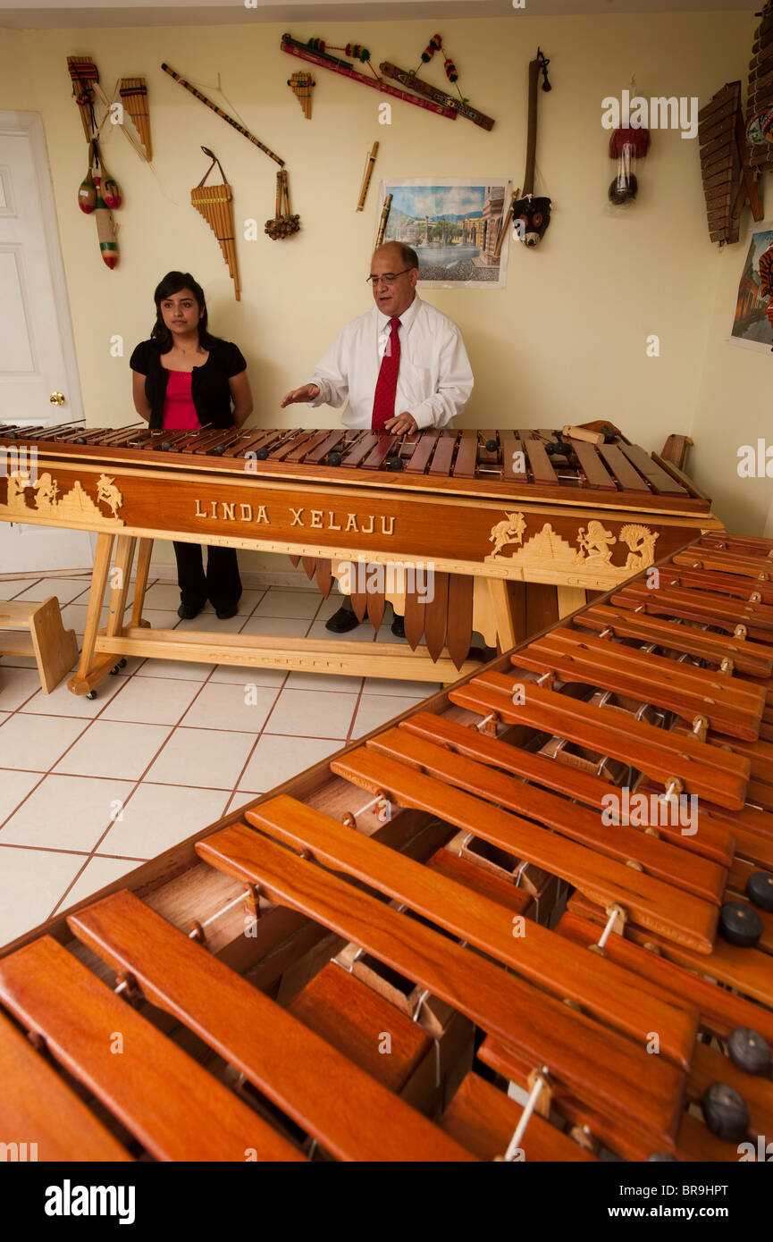Marimba hi-res stock photography and images - Alamy