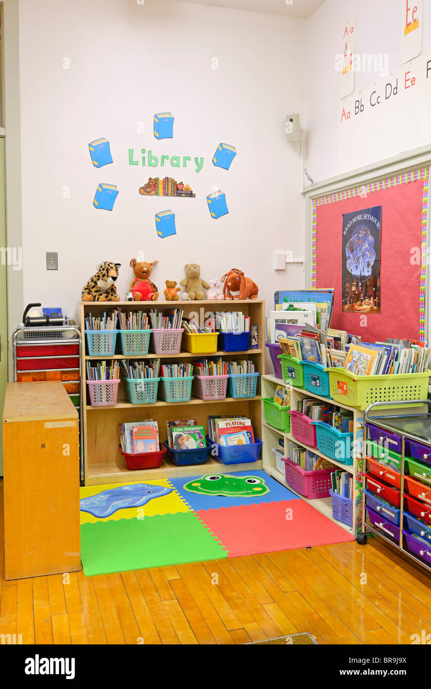 Kindergarten and First Grade classroom Stock Photo - Alamy