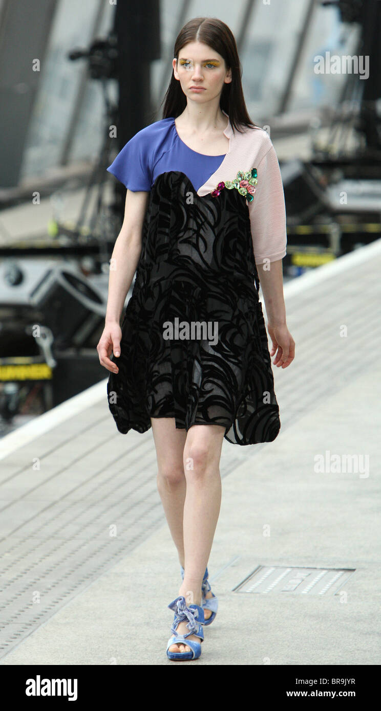 Michael van der ham dress hi-res stock photography and images - Alamy