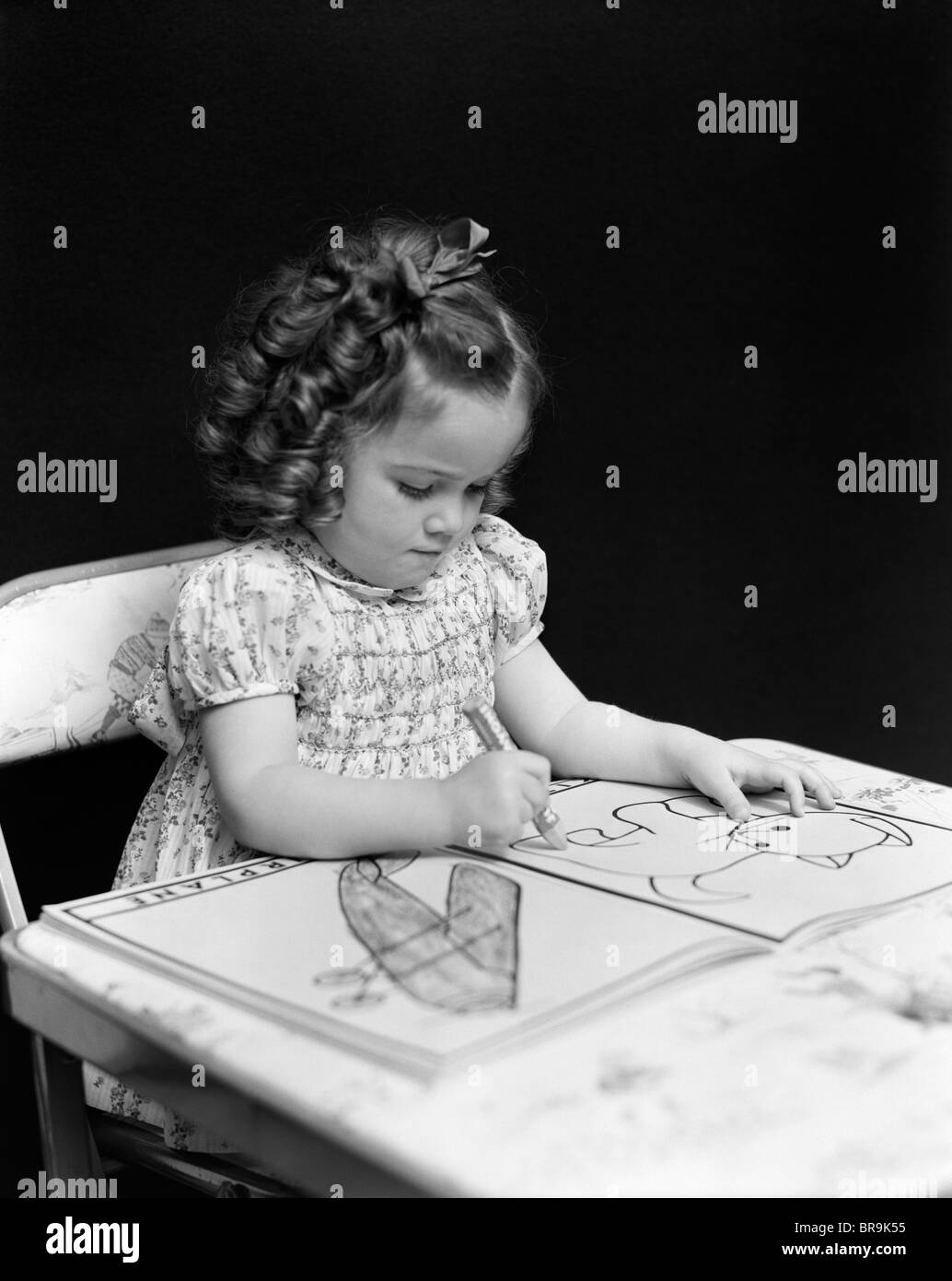 Girl Child Drawing Fashion High Resolution Stock Photography and Images ...