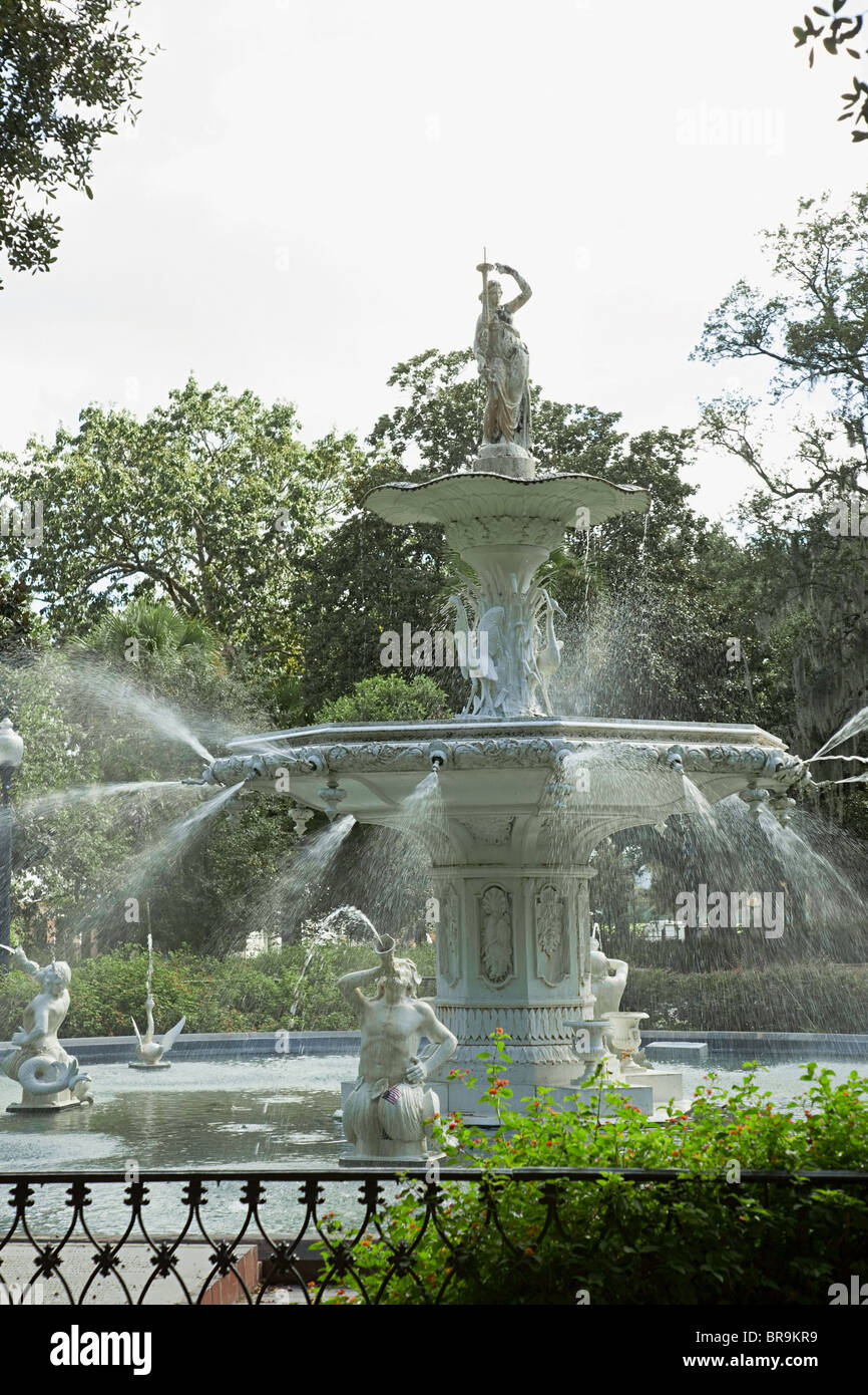 USA, georgia, savannah, forsyth park fountain Stock Photo - Alamy