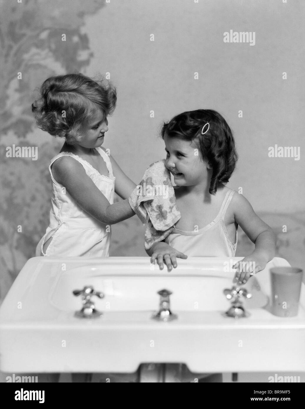 1930s sink Black and White Stock Photos & Images - Alamy