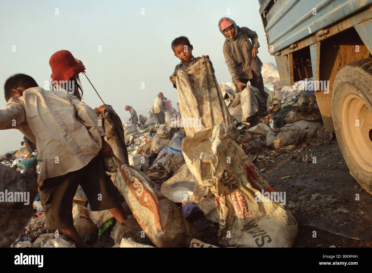 Dump truck female hi-res stock photography and images - Alamy