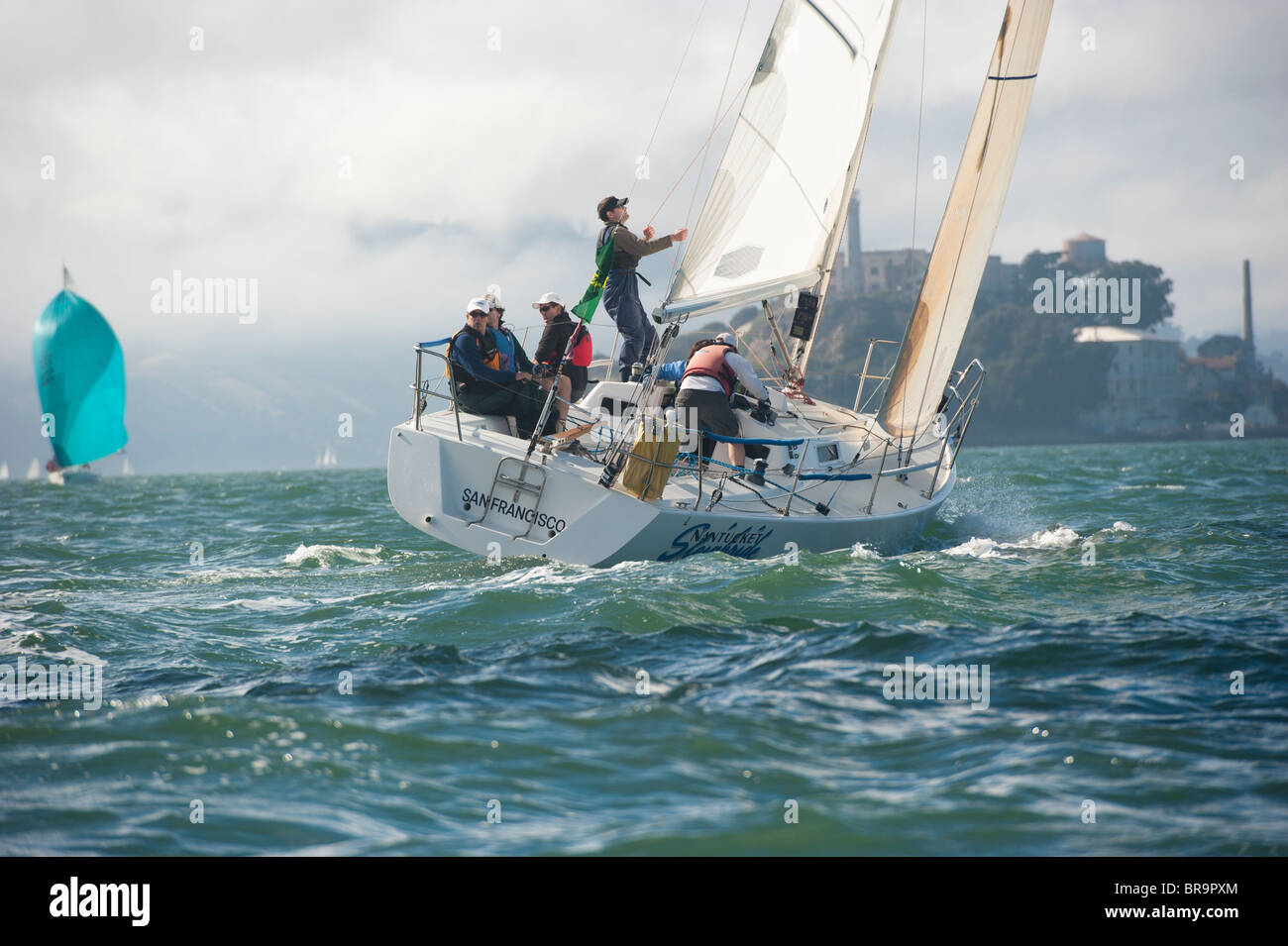 Nantucket Sleighride, 6th overall in the j105 division, racing past ...