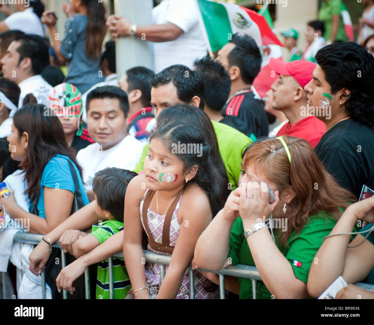 Mexican-Americans gather on Madison Avenue in New York for the annual ...