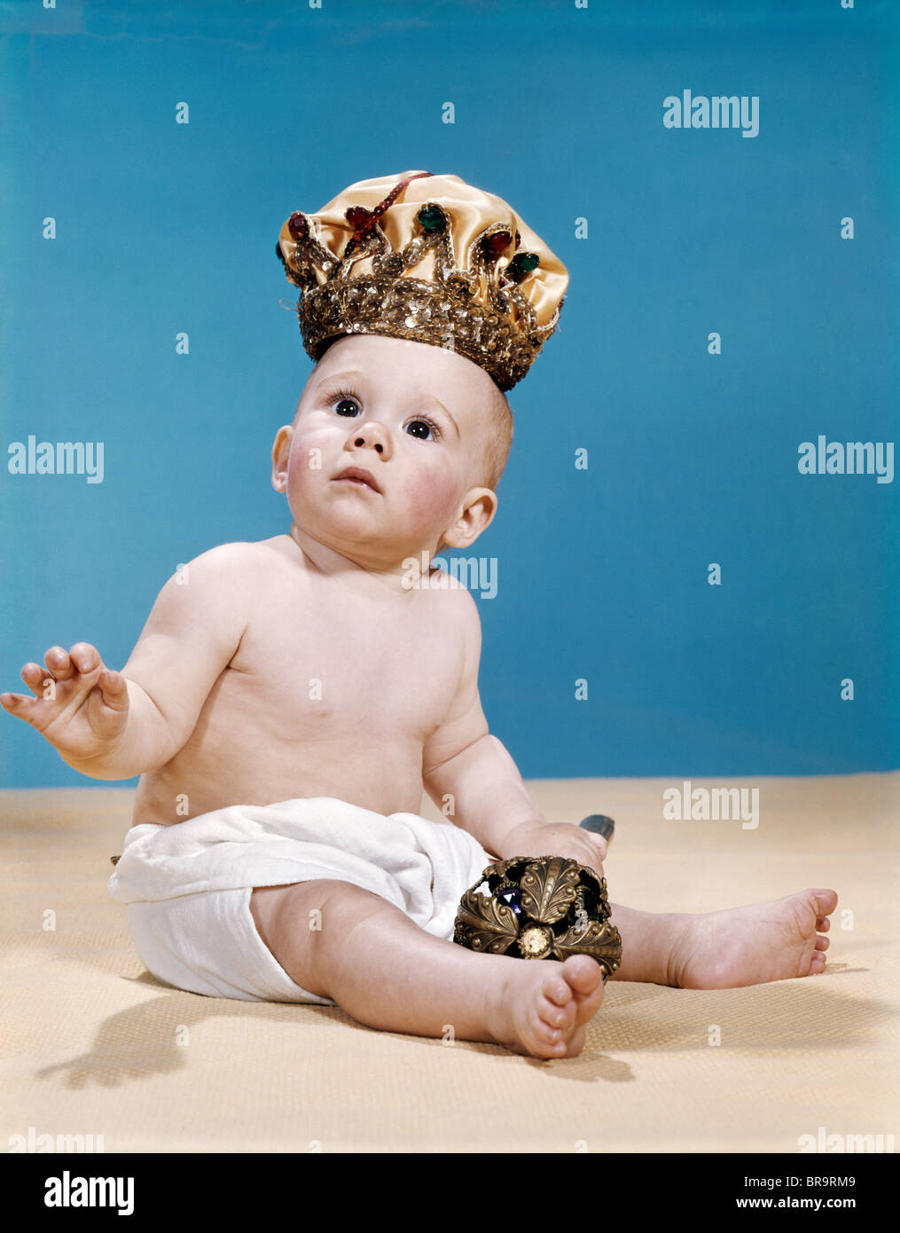 Old time cloth diapers hi-res stock photography and images - Alamy