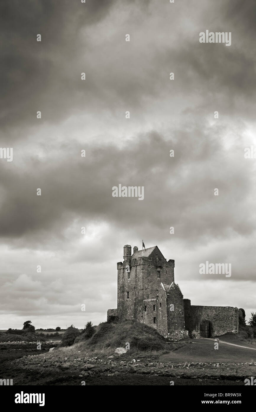 Clare island castle hi-res stock photography and images - Alamy