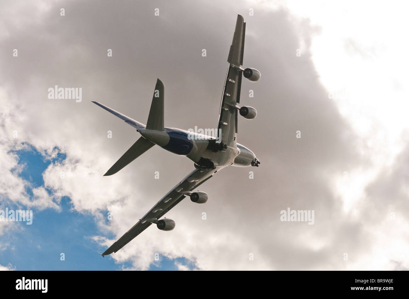 A380 Airbus Aircraft Banking and Climbing Out Stock Photo - Alamy
