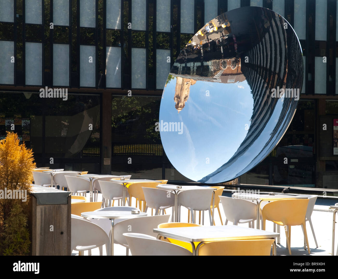 The Sky Mirror at the Nottingham Playhouse, Nottinghamshire England UK ...