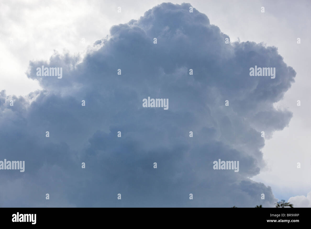 Nimbus cloud hi-res stock photography and images - Alamy