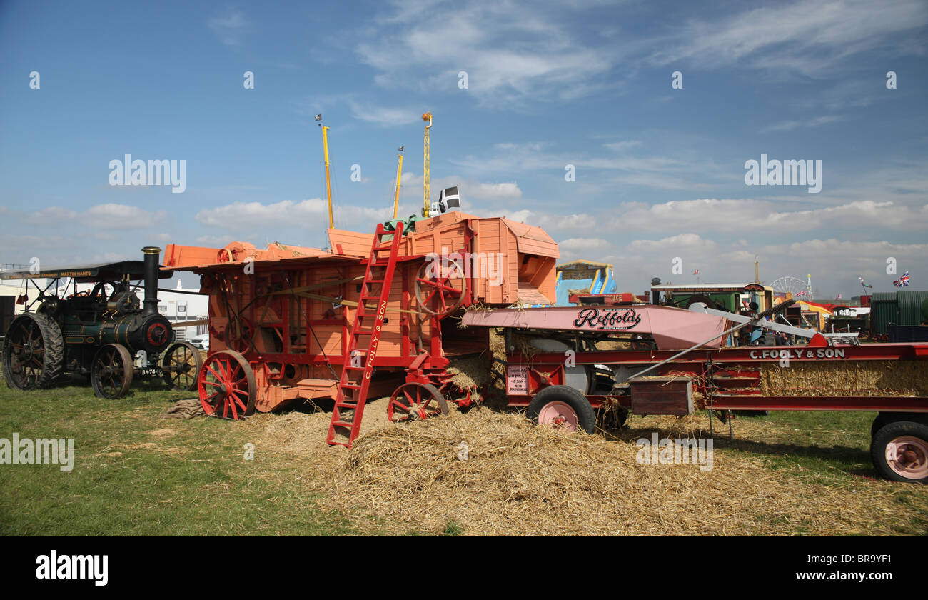 Steam engine powered straw/hay baling Stock Photo - Alamy