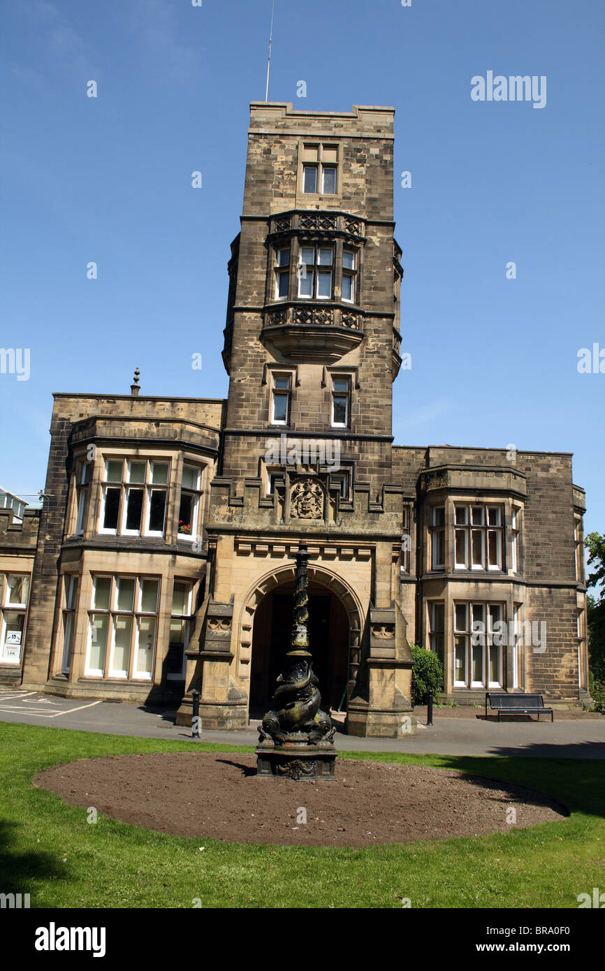 Cliffe castle museum yorkshire hi-res stock photography and images - Alamy