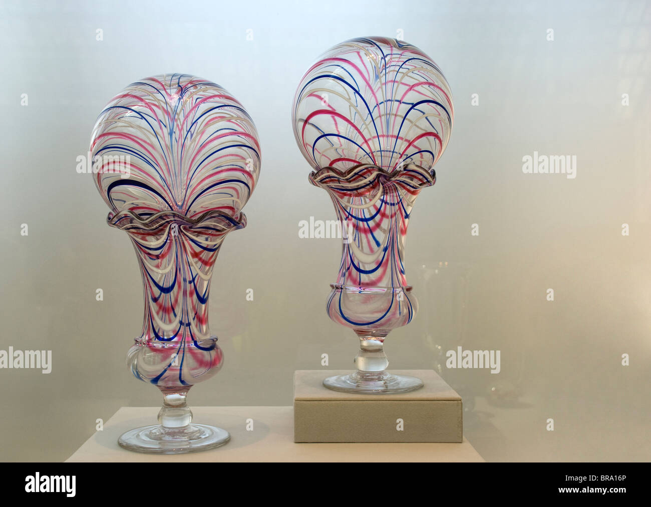 American wing metropolitan museum of art hi-res stock photography and ...