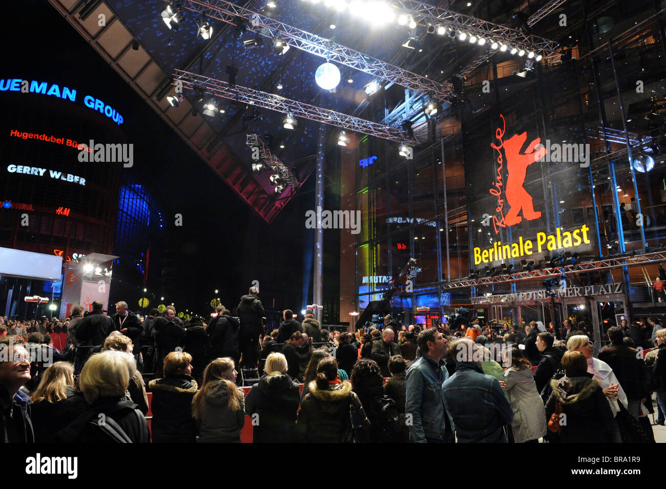 Spectators at the Berlinale Palast, Berlin, Germany Stock Photo - Alamy