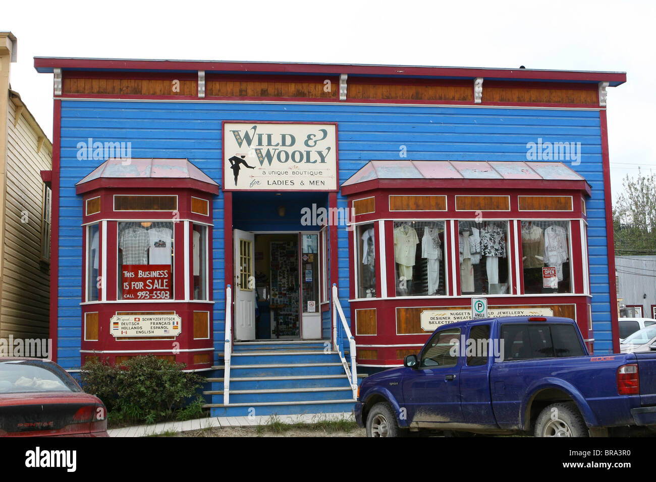 Question mark city sign hi-res stock photography and images - Alamy