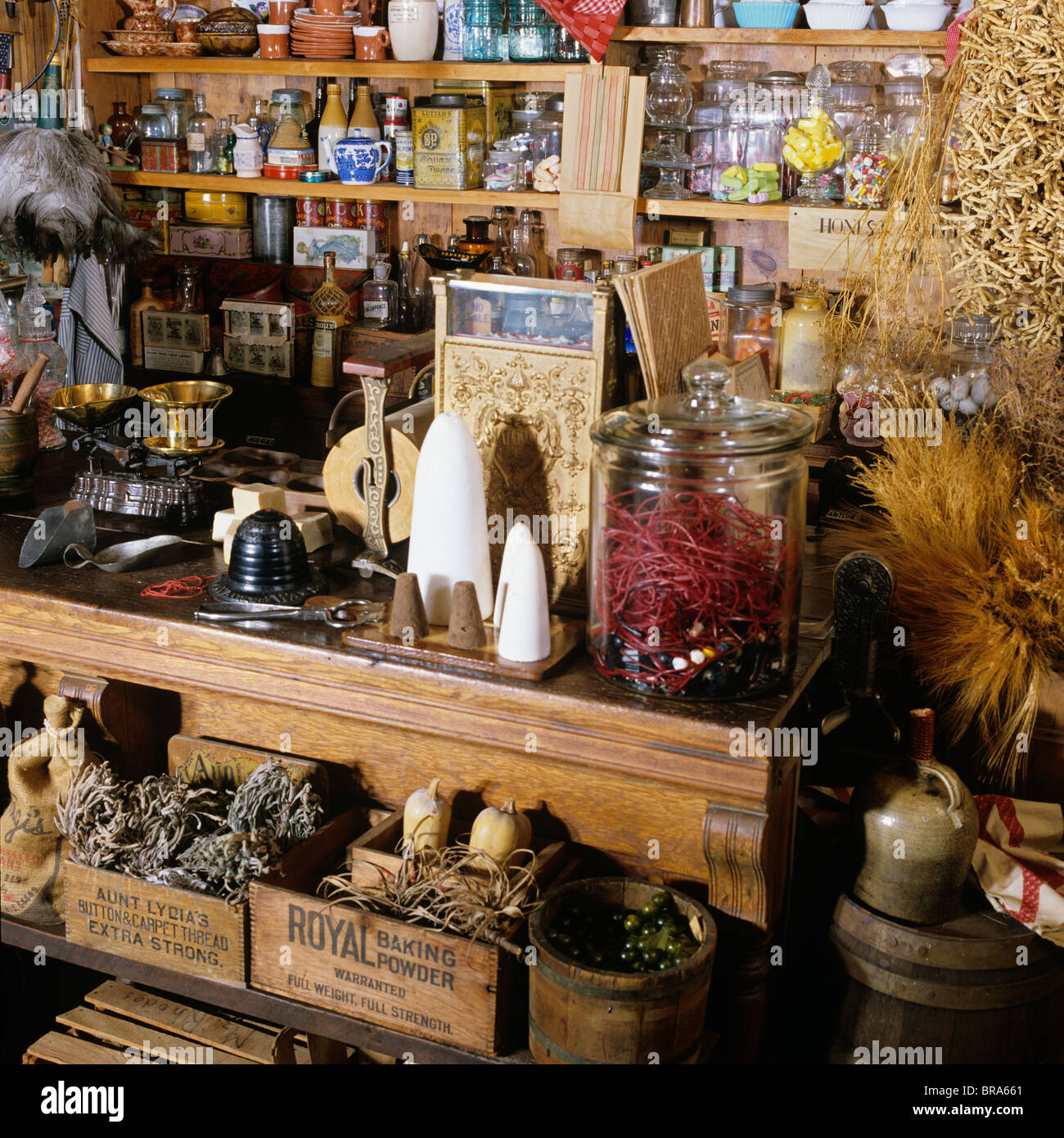 Old time cash register hi-res stock photography and images - Alamy