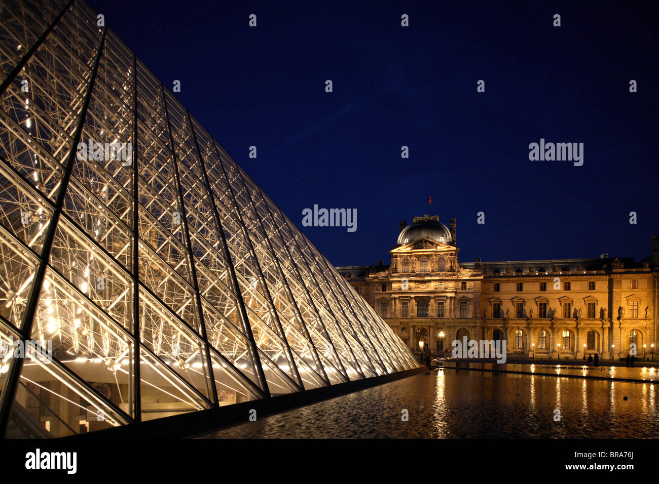 Sully wing louvre hi-res stock photography and images - Alamy