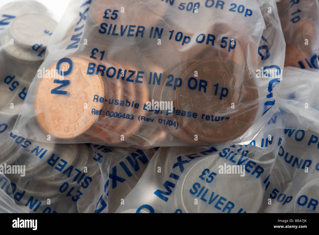 Pile of loose change hi-res stock photography and images - Alamy