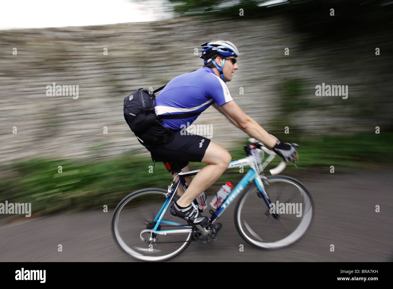 Cycling action shot hi-res stock photography and images - Alamy