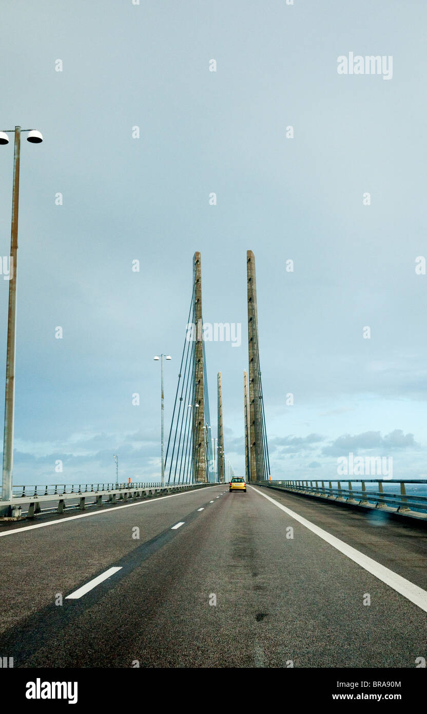 Oresund bridge between copenhagen and malmo hi-res stock photography ...